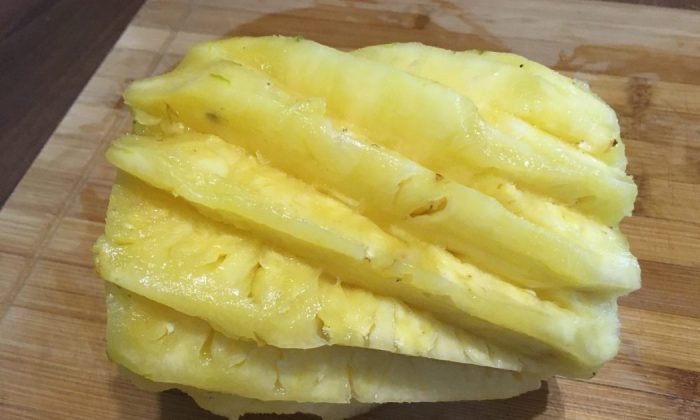 How to cut a pineapple and keep as much of the flesh