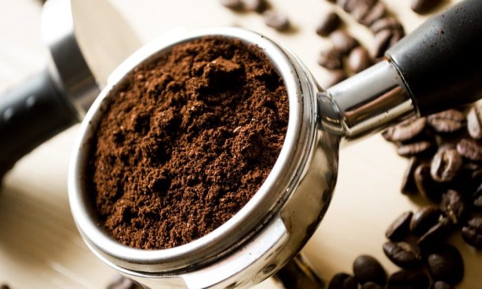 How to make use of coffee sediment in winter